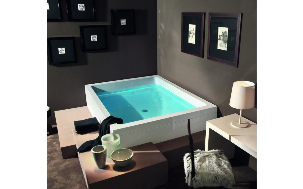 Extra-Large Bathtubs Redefined